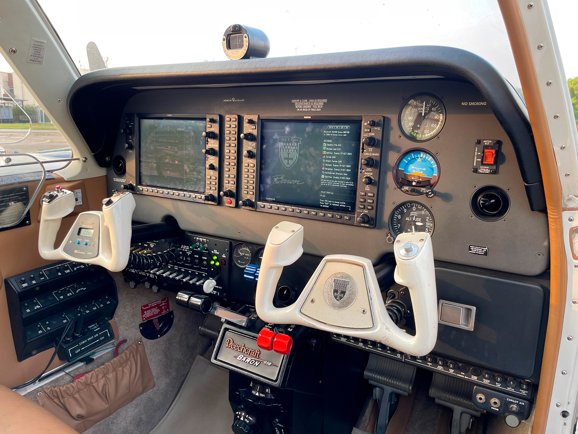 Beechcraft Baron G58 – Ano 2008 – 1.972 H.T. - Planetair